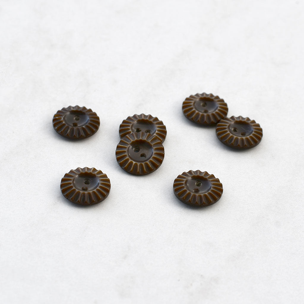 Fluted Dimensional Shirt Button – Style Maker Fabrics