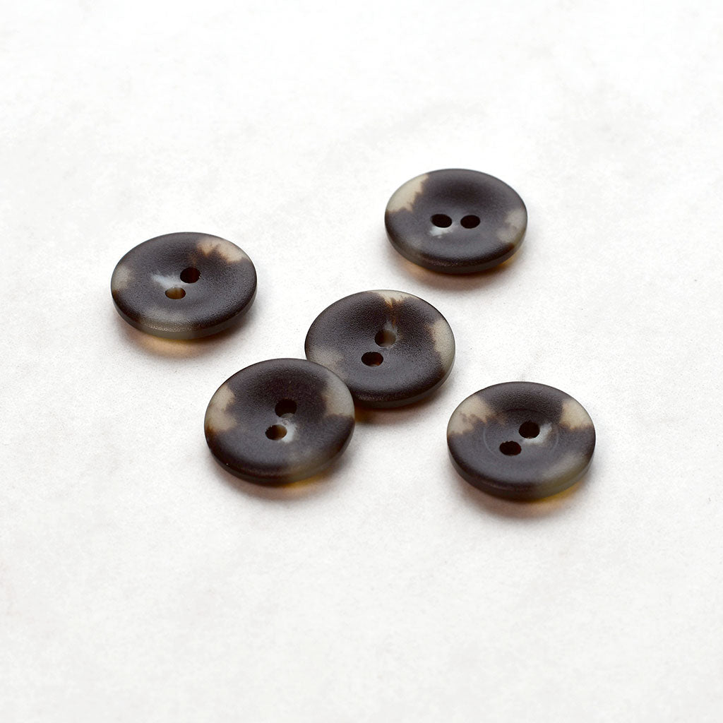 Vintage Look Tortoise Button – Style Maker Fabrics