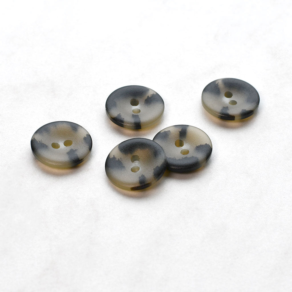 Vintage Look Tortoise Button – Style Maker Fabrics