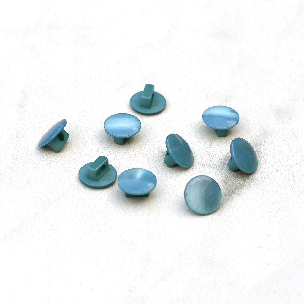 Atelier Brunette Shiny Swing Button – Style Maker Fabrics